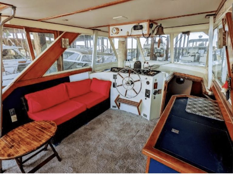 Circa 1969 Pacemaker Alglas Cockpit Motor 48' Yacht Live-Aboard Boat ...