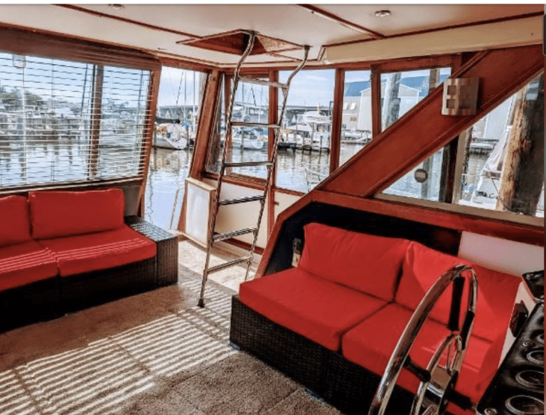 Circa 1969 Pacemaker Alglas Cockpit Motor 48' Yacht Live-Aboard Boat ...