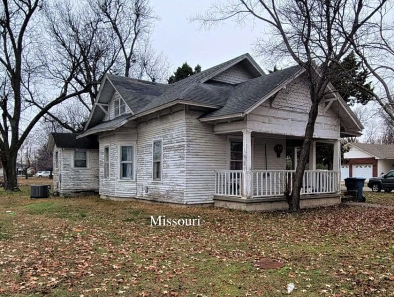 Circa 1932 Missouri Affordable Home $55K