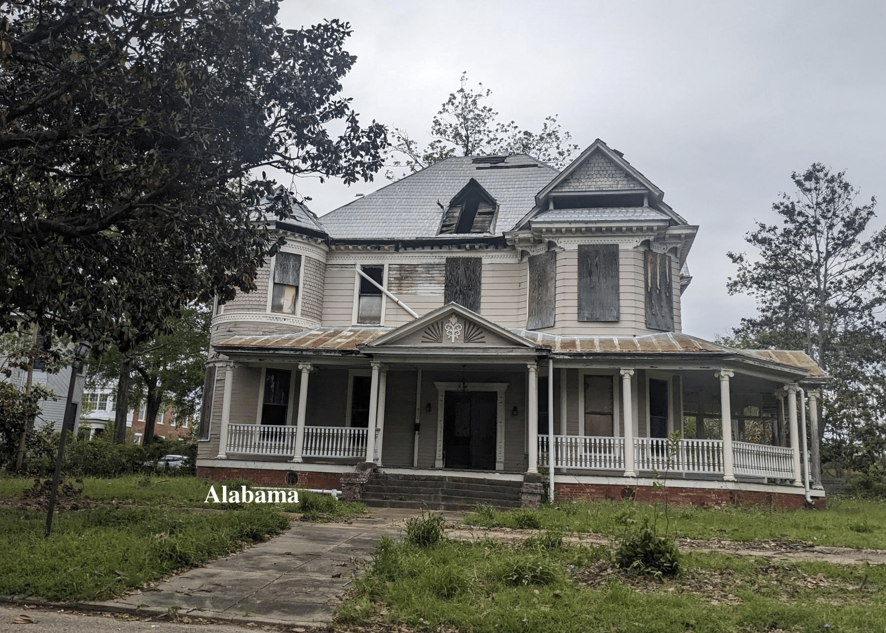 Save This Old Circa 1880 Alabama Queen Anne Home For Sale $45K