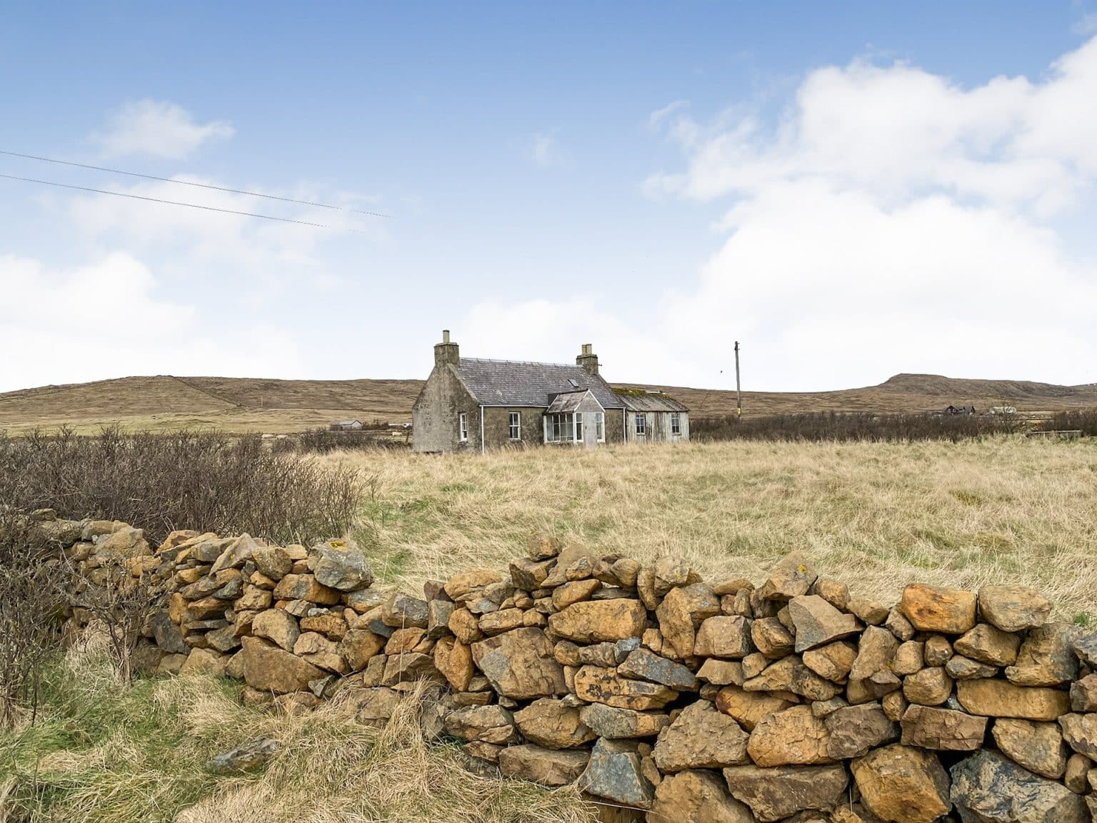 Stone Fixer Upper Waterfront Cottage in Scotland Under $50K USD