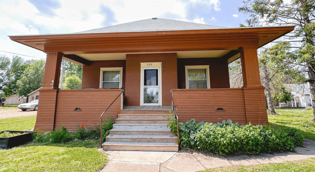 Cheapish Circa 1915 Sweet South Dakota Bungalow Under $65K