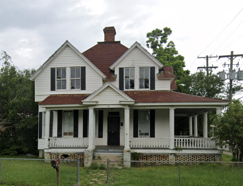 Cheapish Circa 1900 Georgia Victorian Home For Sale Under $93K