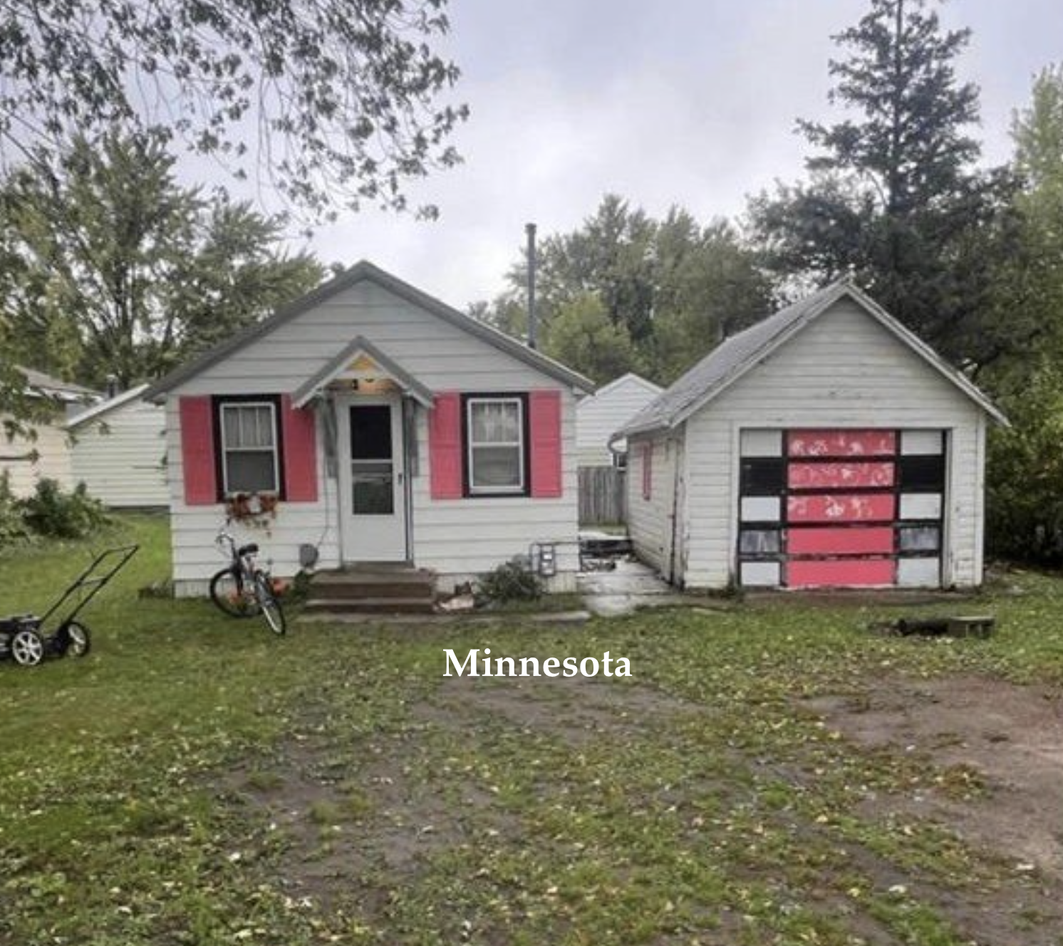 c.1930 Minnesota Tiny House For Sale Under $40K