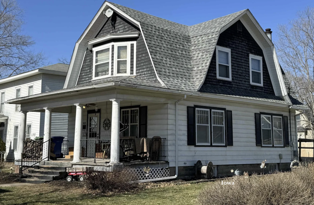 Under $100K Sunday - c.1900 Colonial Revival Home For Sale in Iowa ...