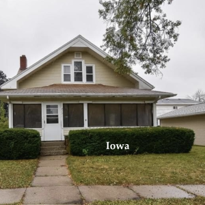 Under $75K Thursday - c.1906 Unique Affordable Iowa Home Under $62K