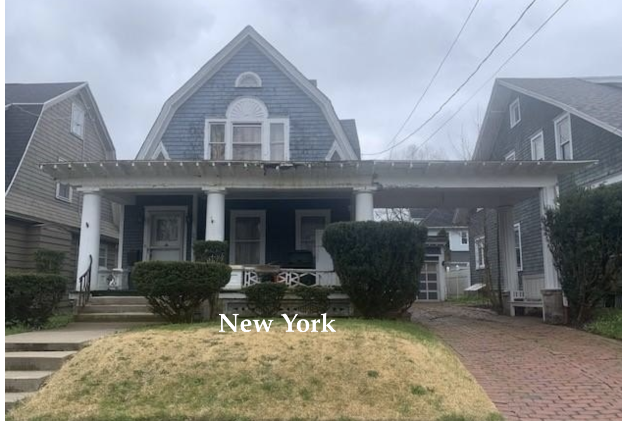c.1913 New York Fixer Upper Colonial Revival $59,900