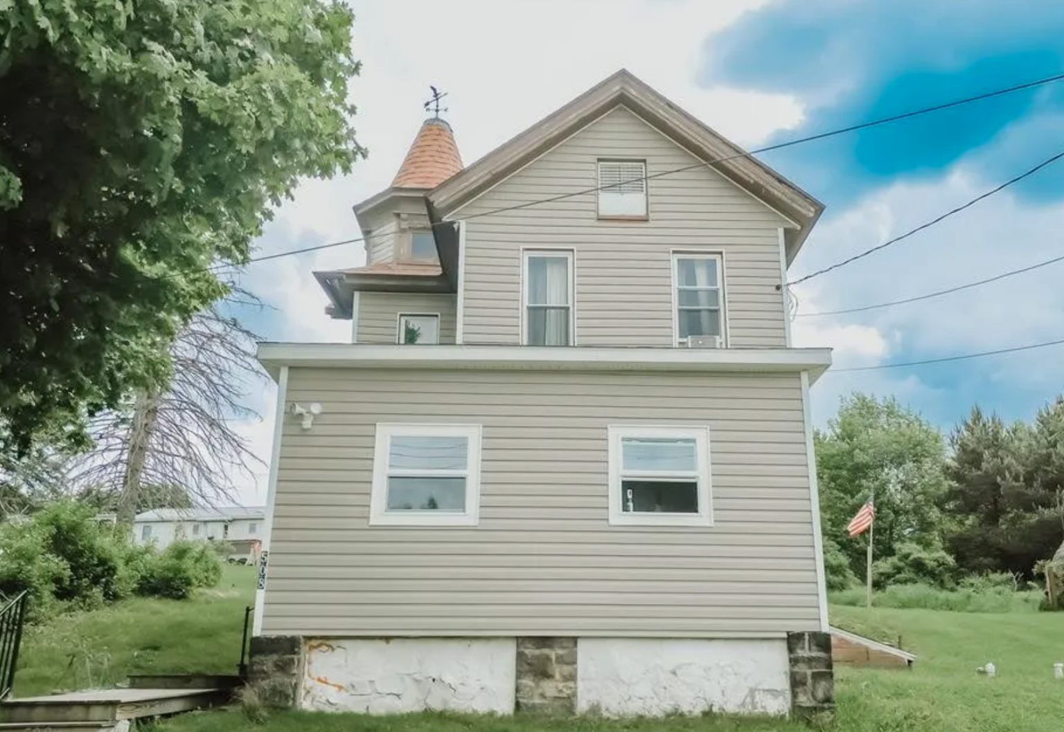 c.1890 Pennsylvania Queen Anne For Sale $100K