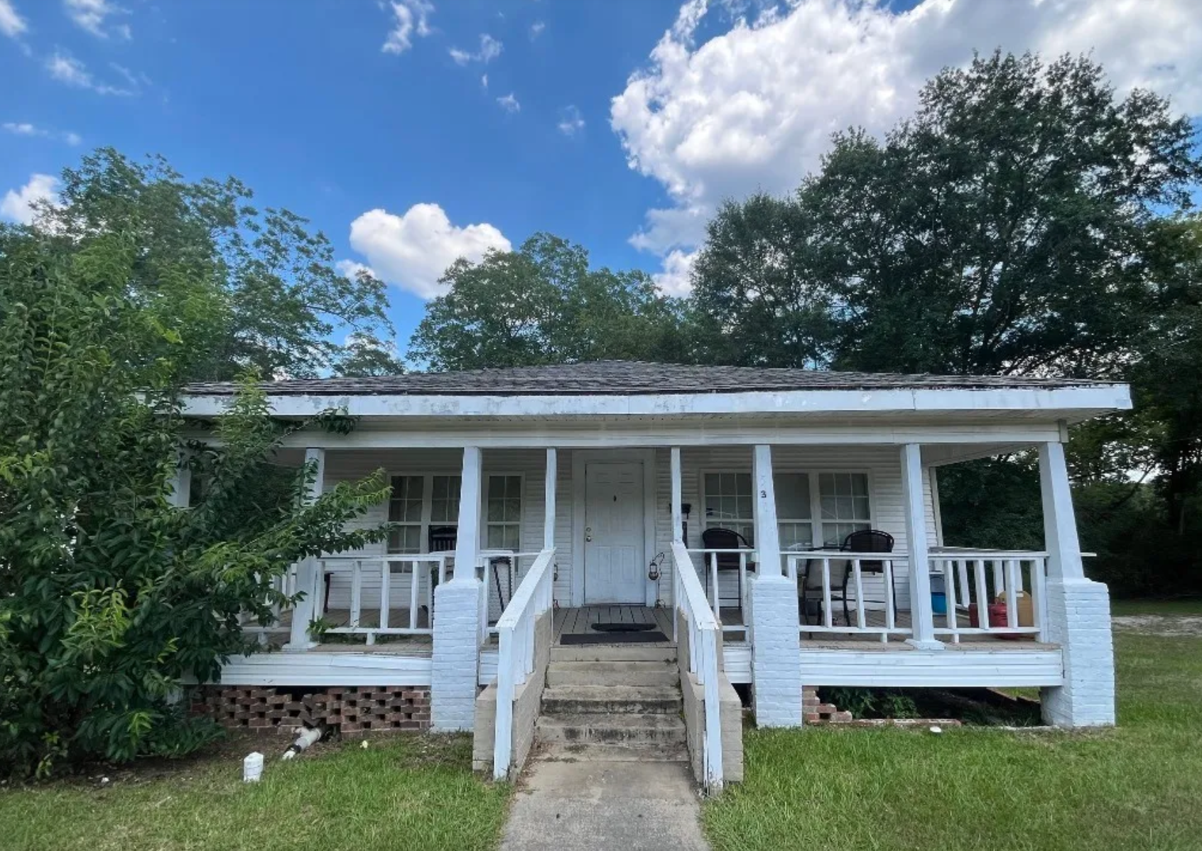 c.1930 Affordable Alabama Home For Sale on a Half Acre Under $50K
