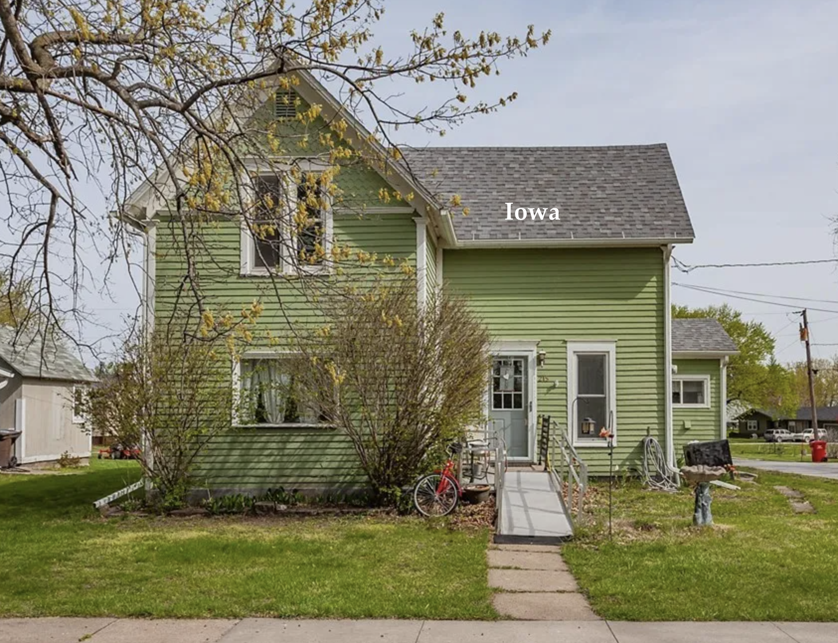 Cute c.1900 Affordable Iowa Home For Sale $46K