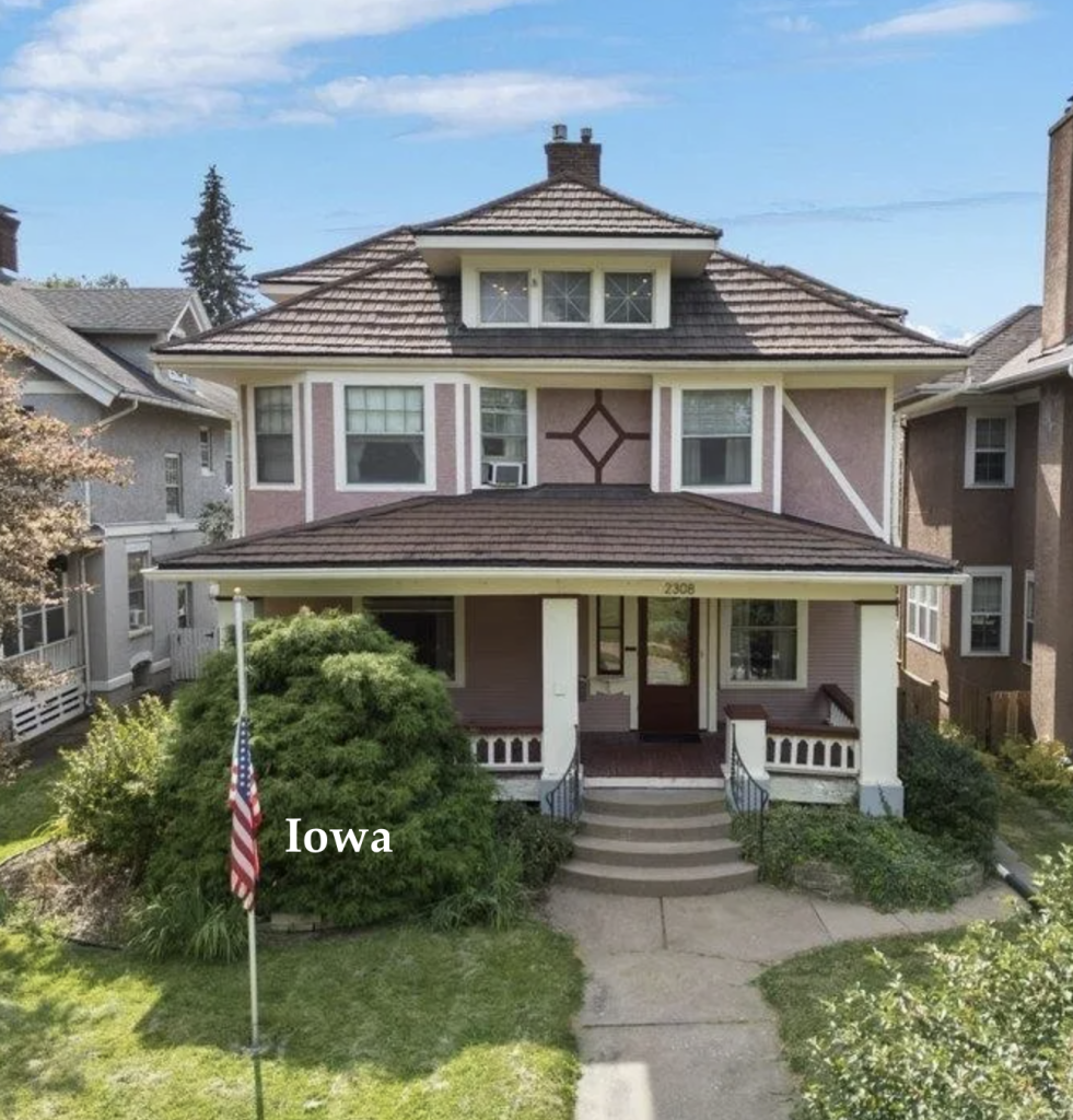c.1905 Pretty in Pink Iowa Foursquare For Sale in Historic District ...