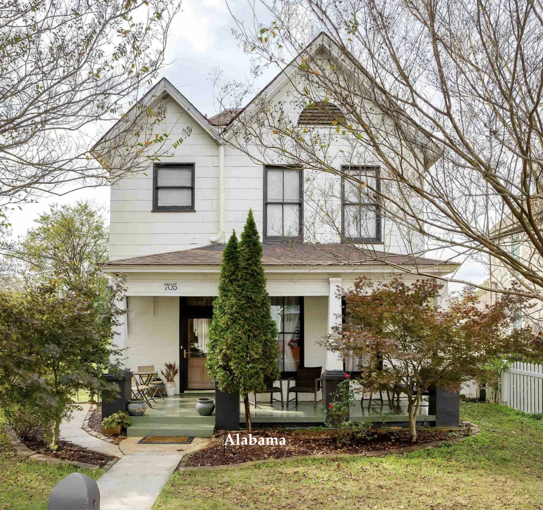 c.1909 Four Bedroom Alabama Home For Sale Under $160K