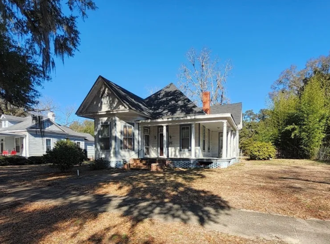 c.1900 Three Bedroom Affordable Alabama Home $45K