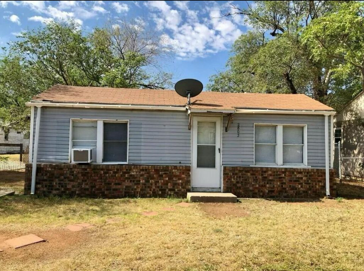 c.1932 Two Bedroom Affordable Texas Home $55K