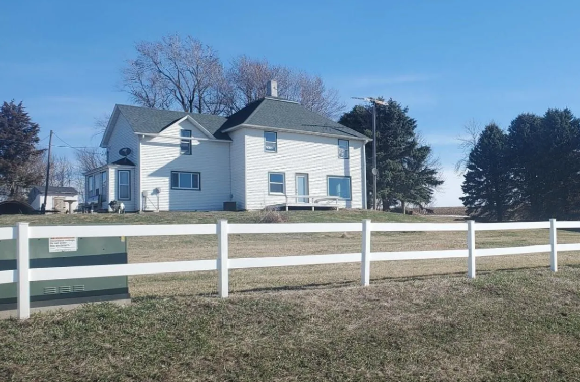 c.1910 Iowa Farmhouse For Sale on 3.11 Acres $180K