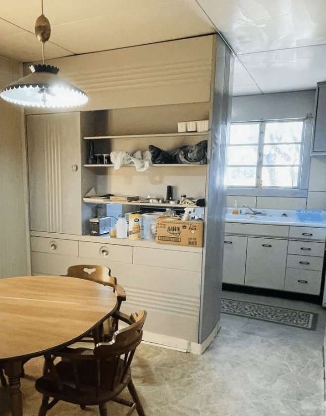 c.1950 Iowa Lustron Home For Sale Reduced to Under $80K