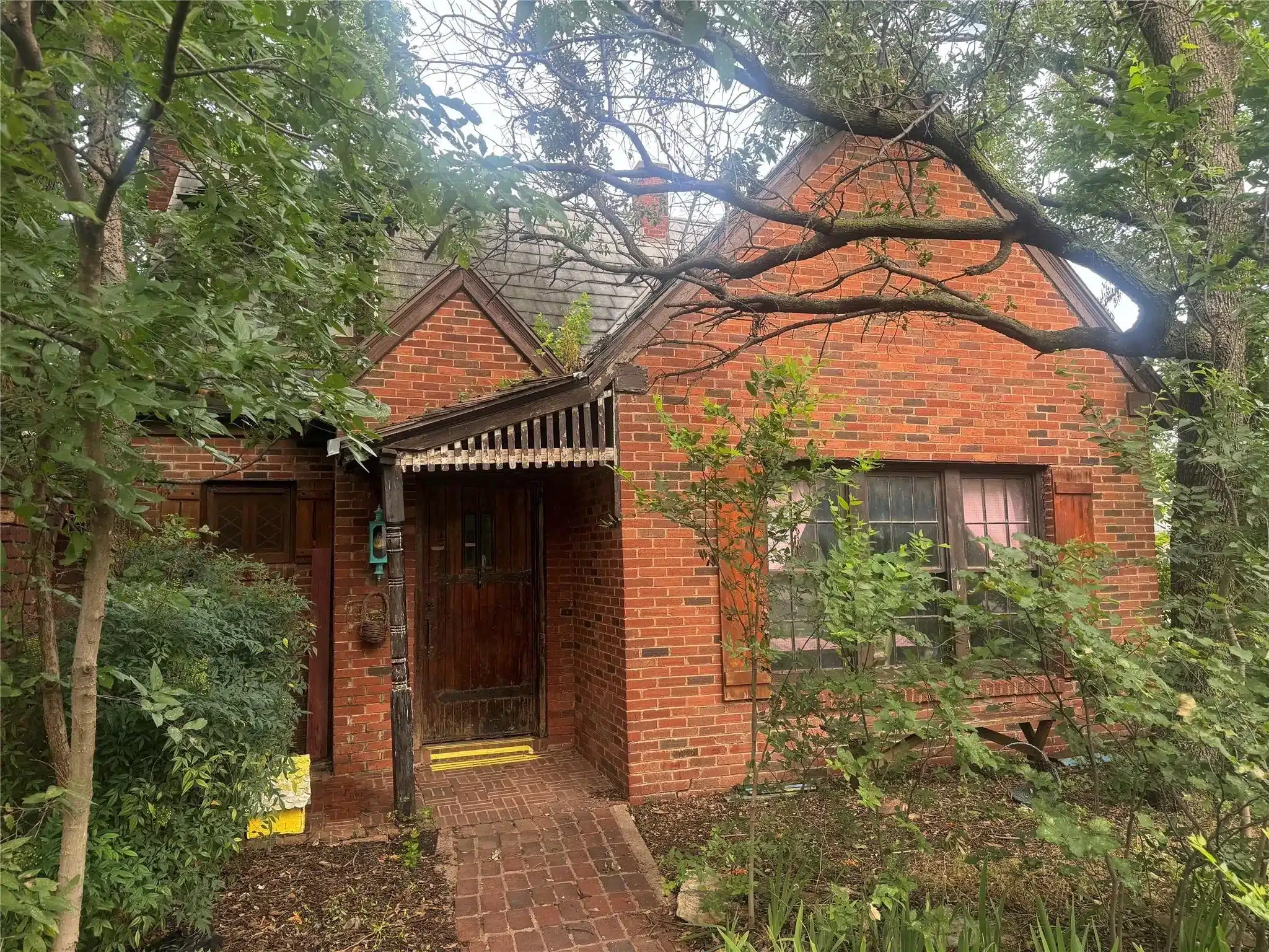 c.1925 Texas Tudor Revival Time Capsule $100K