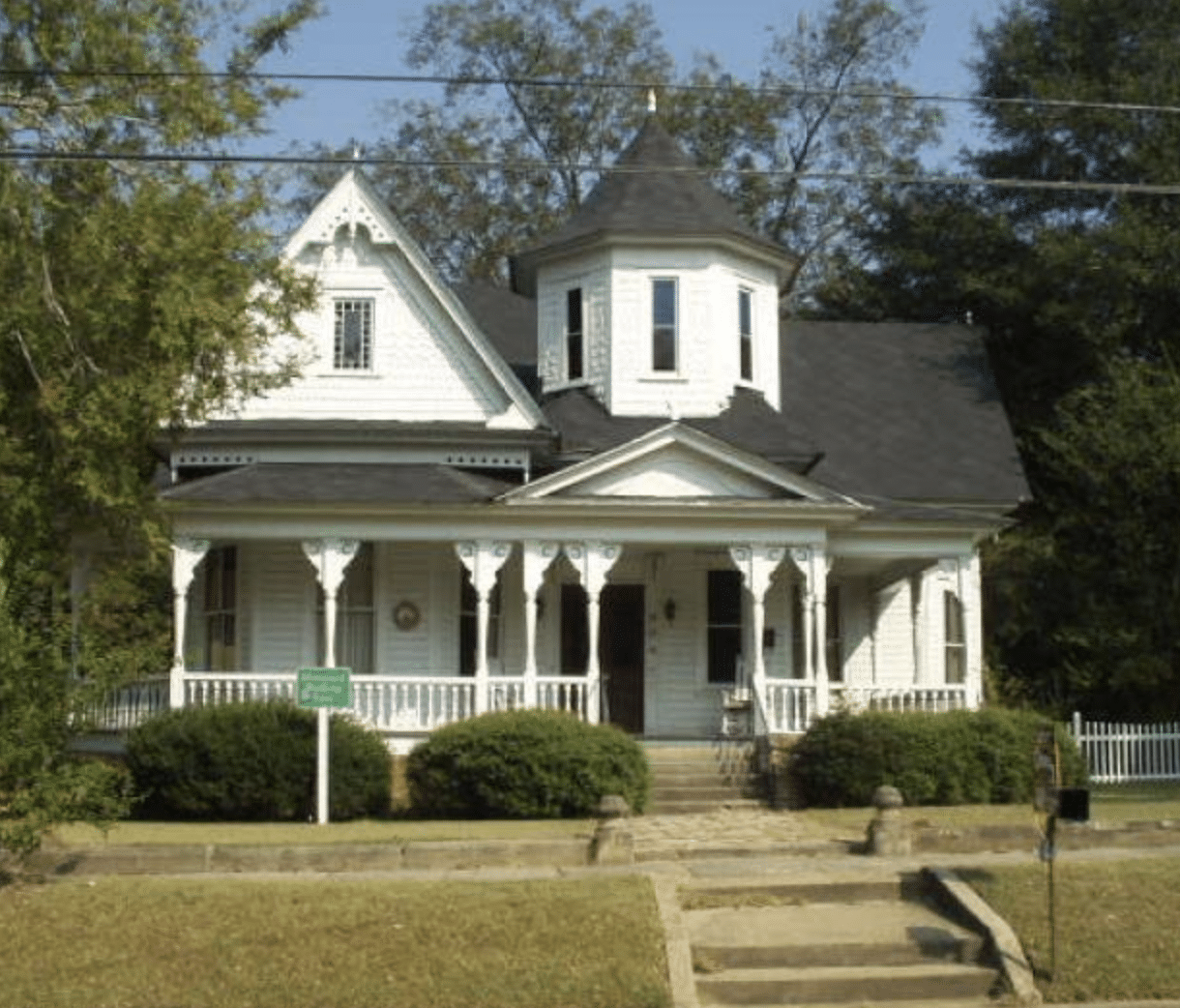c.1890 Georgia Queen Anne Under $190K