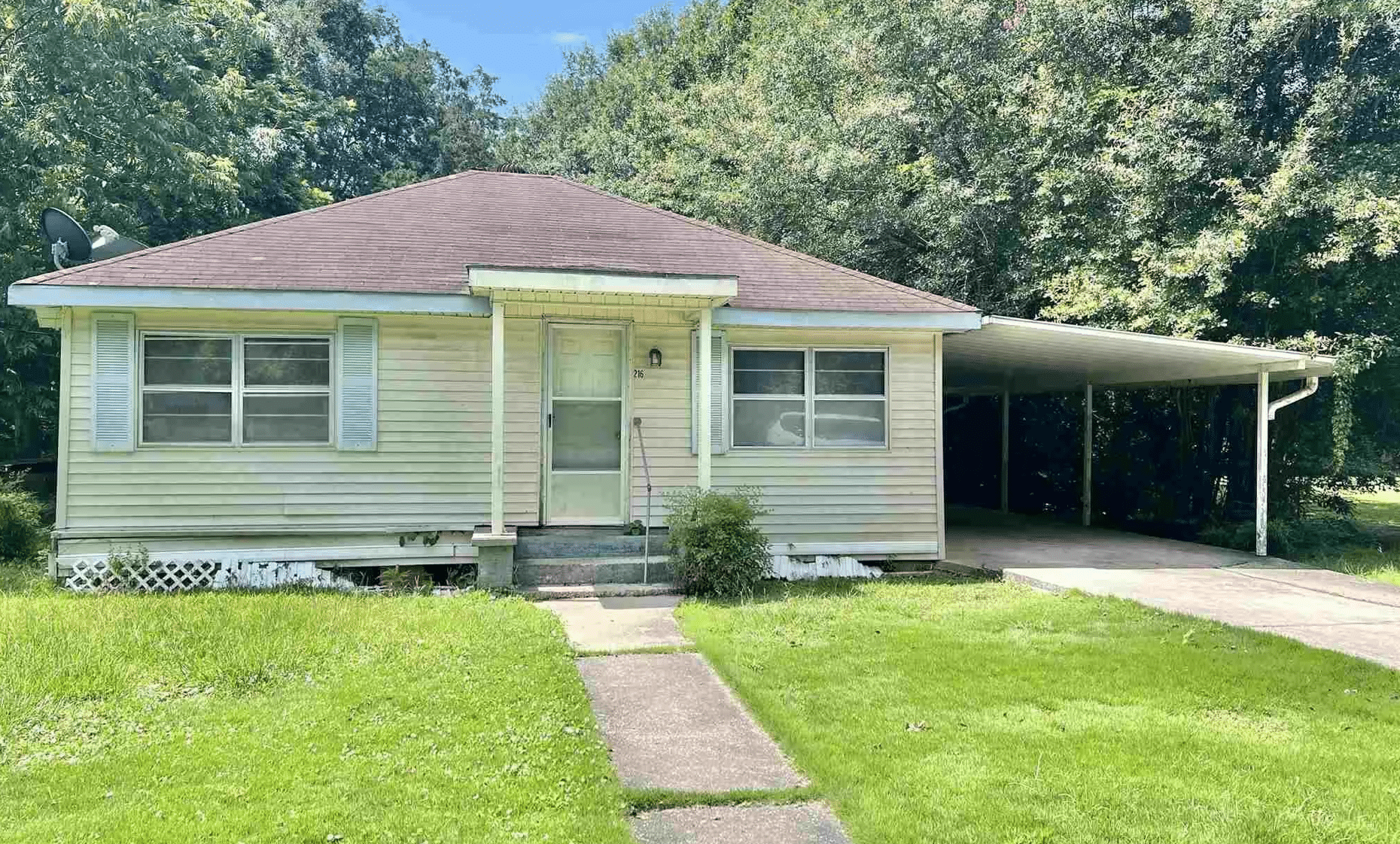 c.1930 Affordable Alabama Home on Half+ Acre Lot $55K