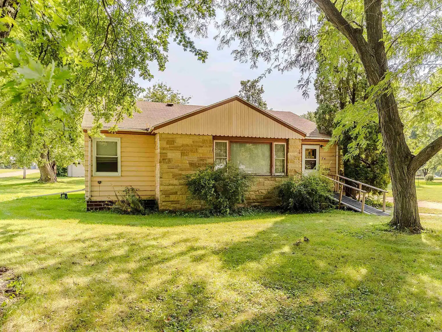 Cute c.1951 Two Bedroom Affordable Iowa Home Under $55K