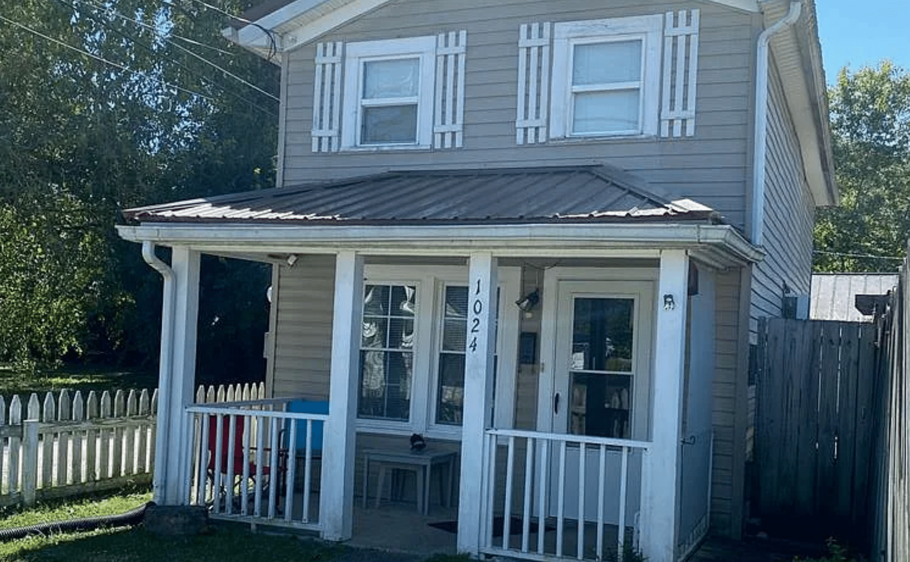 c.1900 Three Bedroom Kentucky Home For Sale $49K